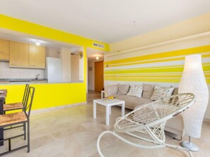 Casa, 3 quartos | Área de estar