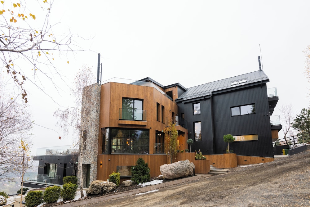 The Pines Bucegi Lodge - Bran