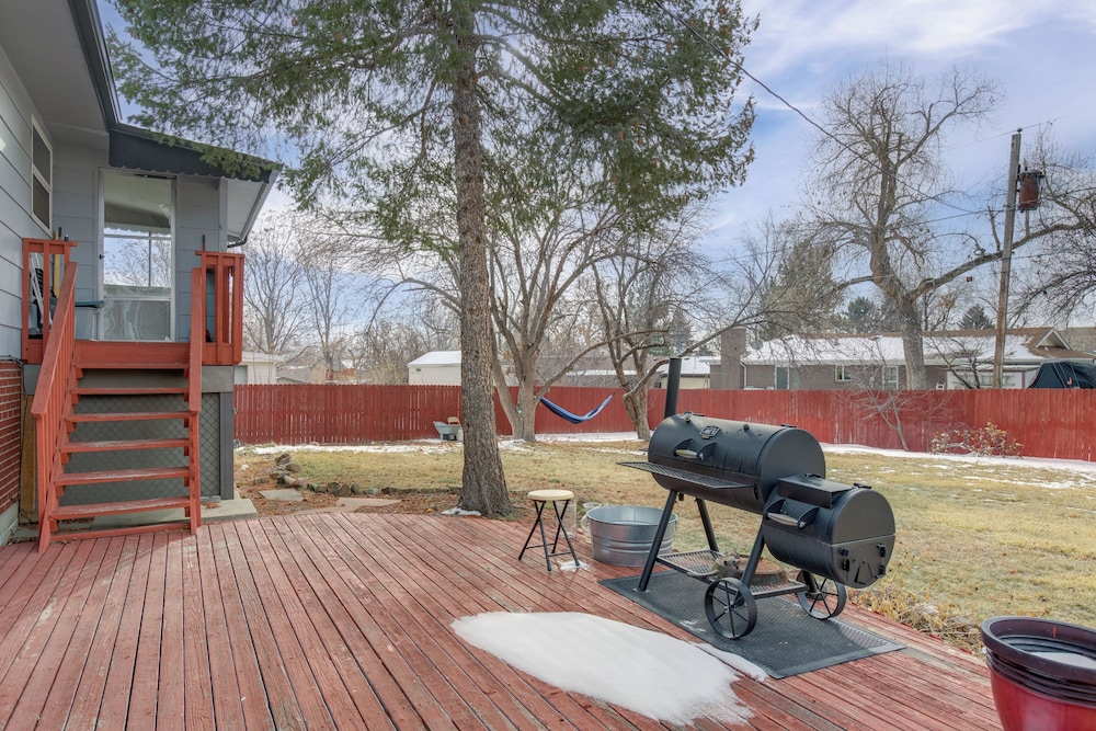12 Mi To Dtwn Denver: Home W/ Fenced Backyard! - Denver, CO
