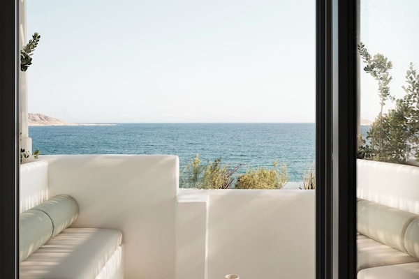 Suite Executiva, banheira de hidromassagem grande, vista para o mar | Vista da varanda