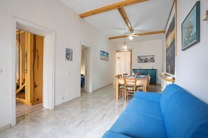 Televisor de 21 polegadas com canais por cabo 