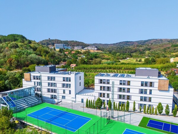 Fruške Terme - Fruški Cvet - Vrdnik