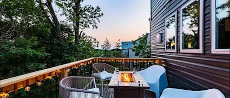 Casa | 3 quartos, escrivaninha, acesso à internet de alta velocidade