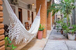 Quarto casal standard | Área de estar