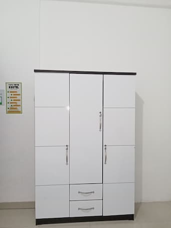 Quarto Triplo Deluxe, 1 quarto | Wi-fi grátis . Kostel Rumah Nenek