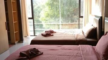 Quarto luxo | Escrivaninha, quartos à prova de som