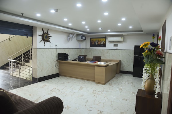 Hotel Om Regency - Ghaziabad