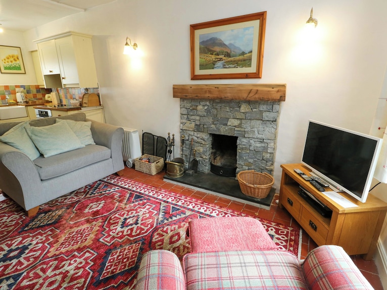 Riverbank Cottage, Pet Friendly, With Open Fire In Beddgelert - Beddgelert