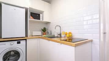 Estúdio, vista para a cidade | Cozinha privada | Chaleira elétrica, torradeira