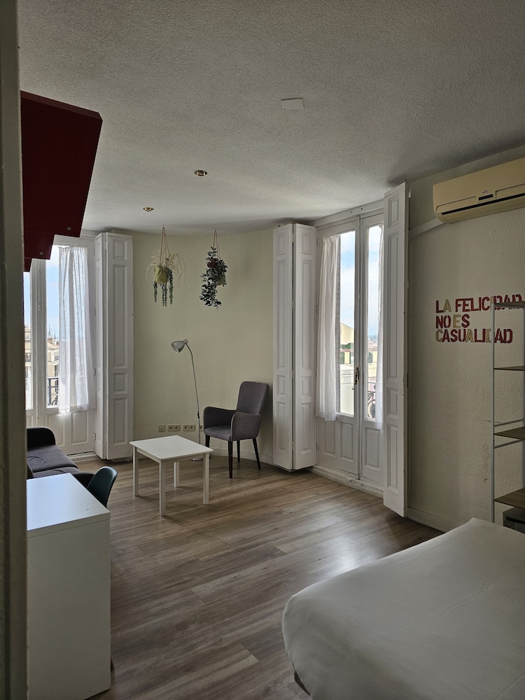 ÉXito En Madrid - Madrid