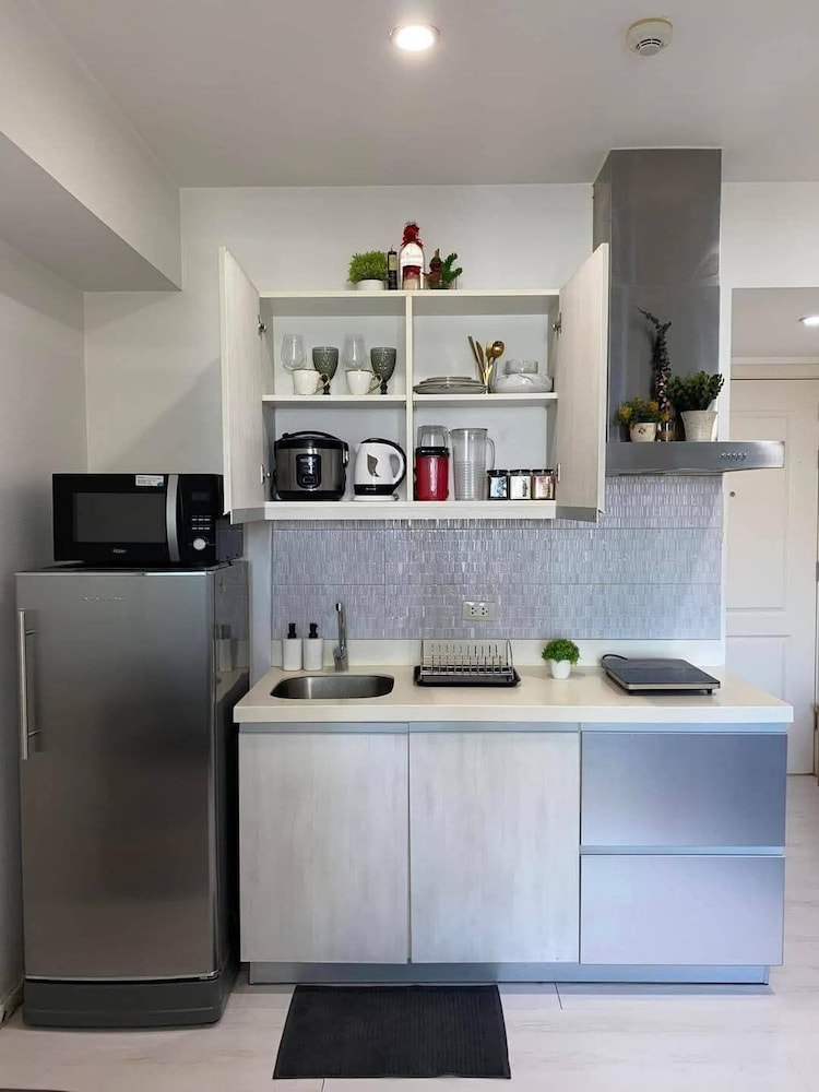 Azure Staycation By Sibs - Parañaque