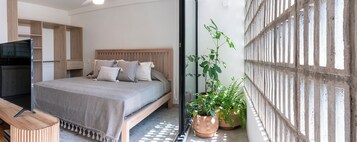 Apartamento Clássico, 1 cama king-size e sofá-cama | 1 quarto, secretária adequada para computadores portáteis 