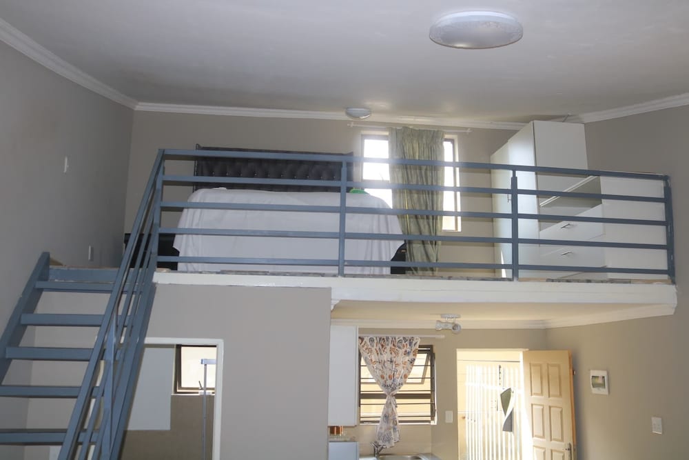 Happytimes Guest House - Sandton