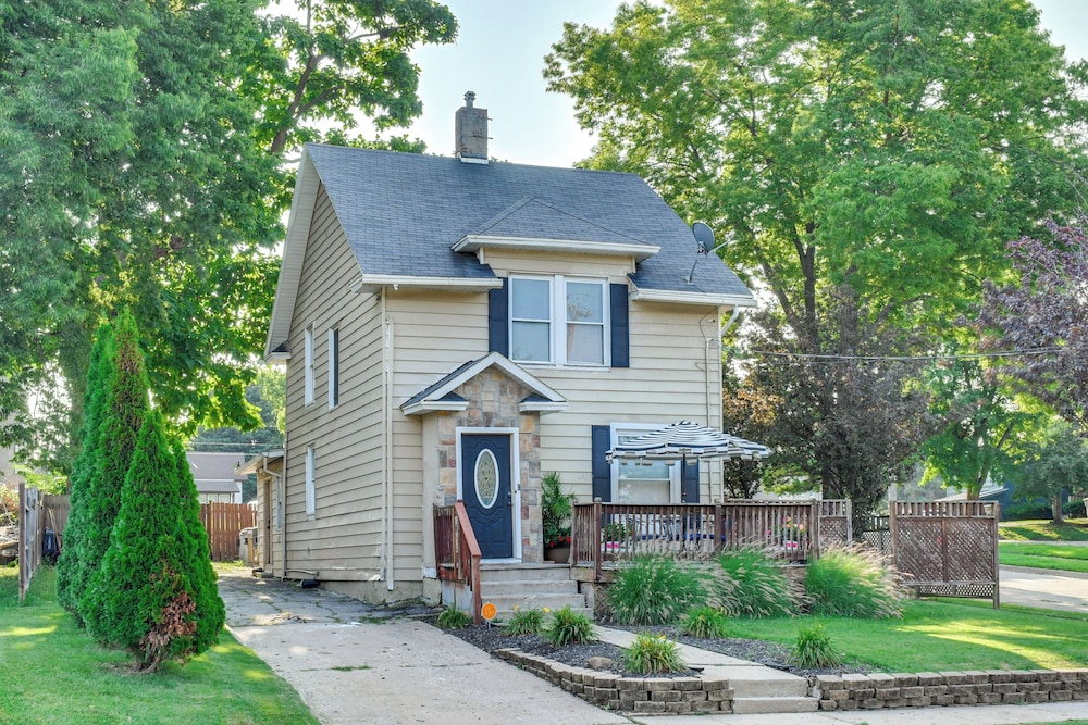 1 Mi To Dtwn: 'The Rossi House' In Des Moines! - Des Moines, IA