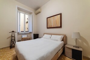 Apartamento, 3 quartos, 2 casas de banho | 3 quartos, secretária adequada para computadores portáteis 