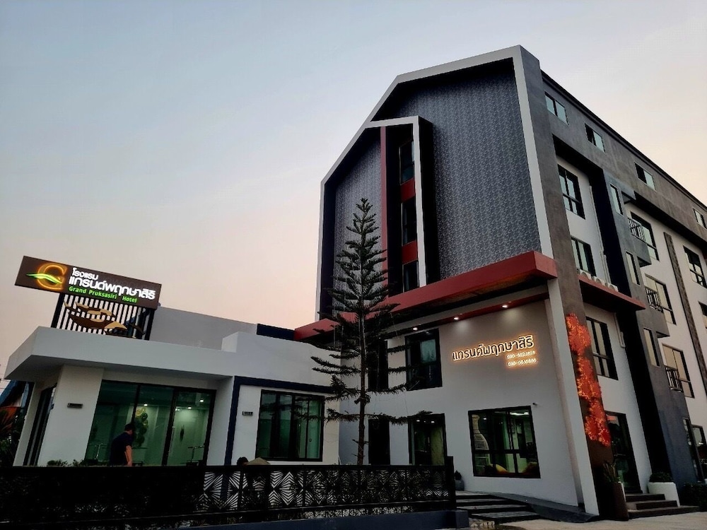 Grand Pruksasiri Hotel Chaiyaphum - Mueang Chaiyaphum District