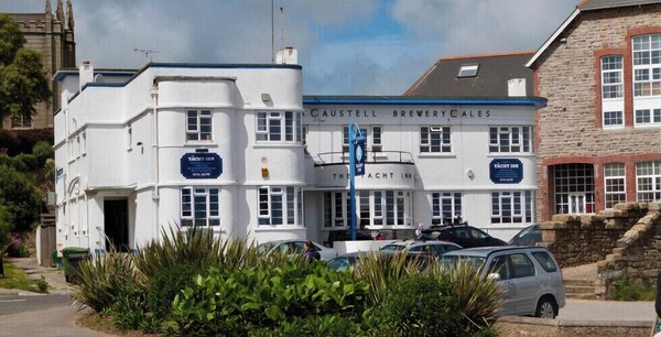 The Yacht Inn - Penzance