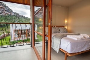 Apartamento de Luxo | 2 quartos, cortinas/cortinados opacos, quartos insonorizados