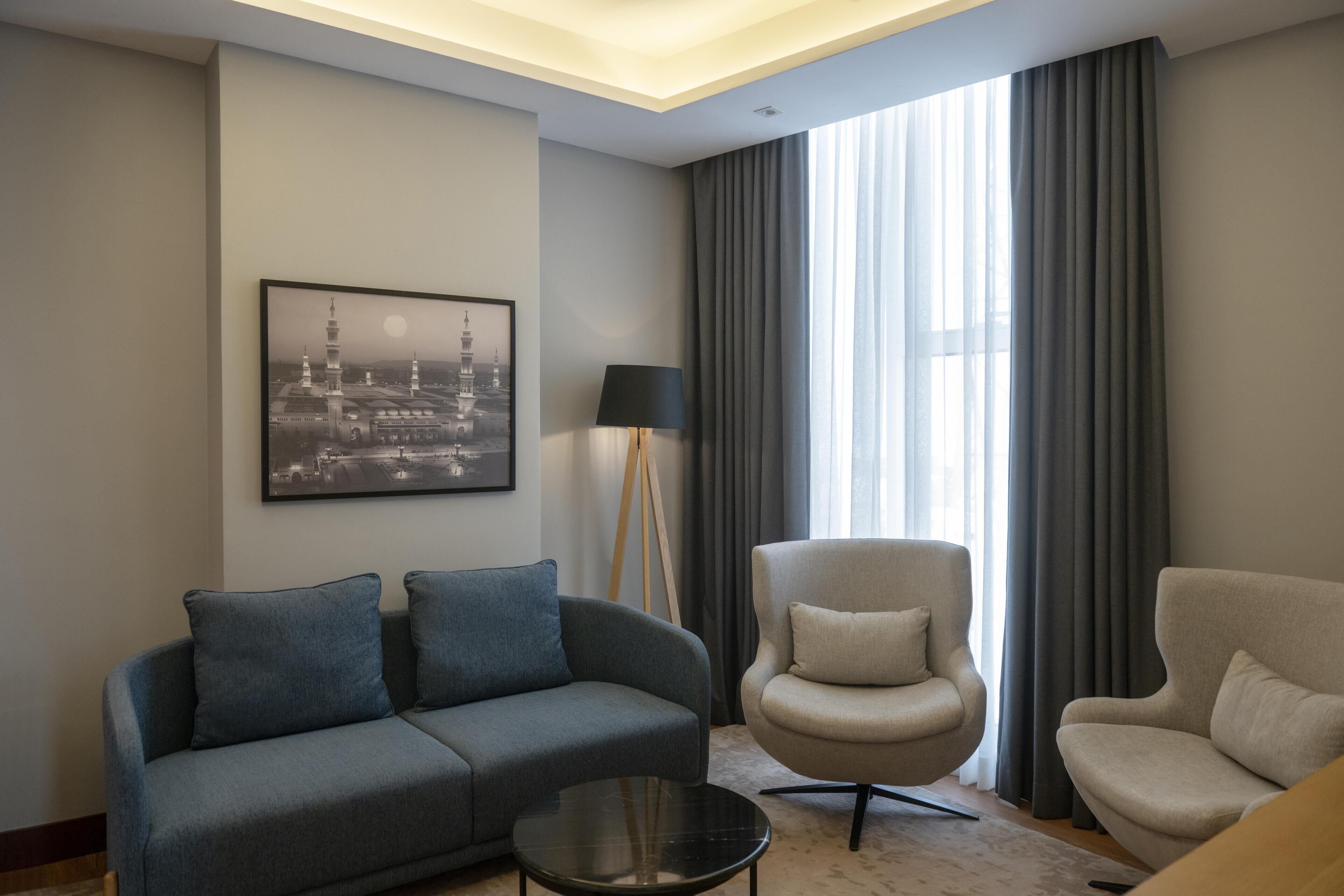 Suite Júnior | Lençóis de algodão egípcio, roupa de alta qualidade, minibar 