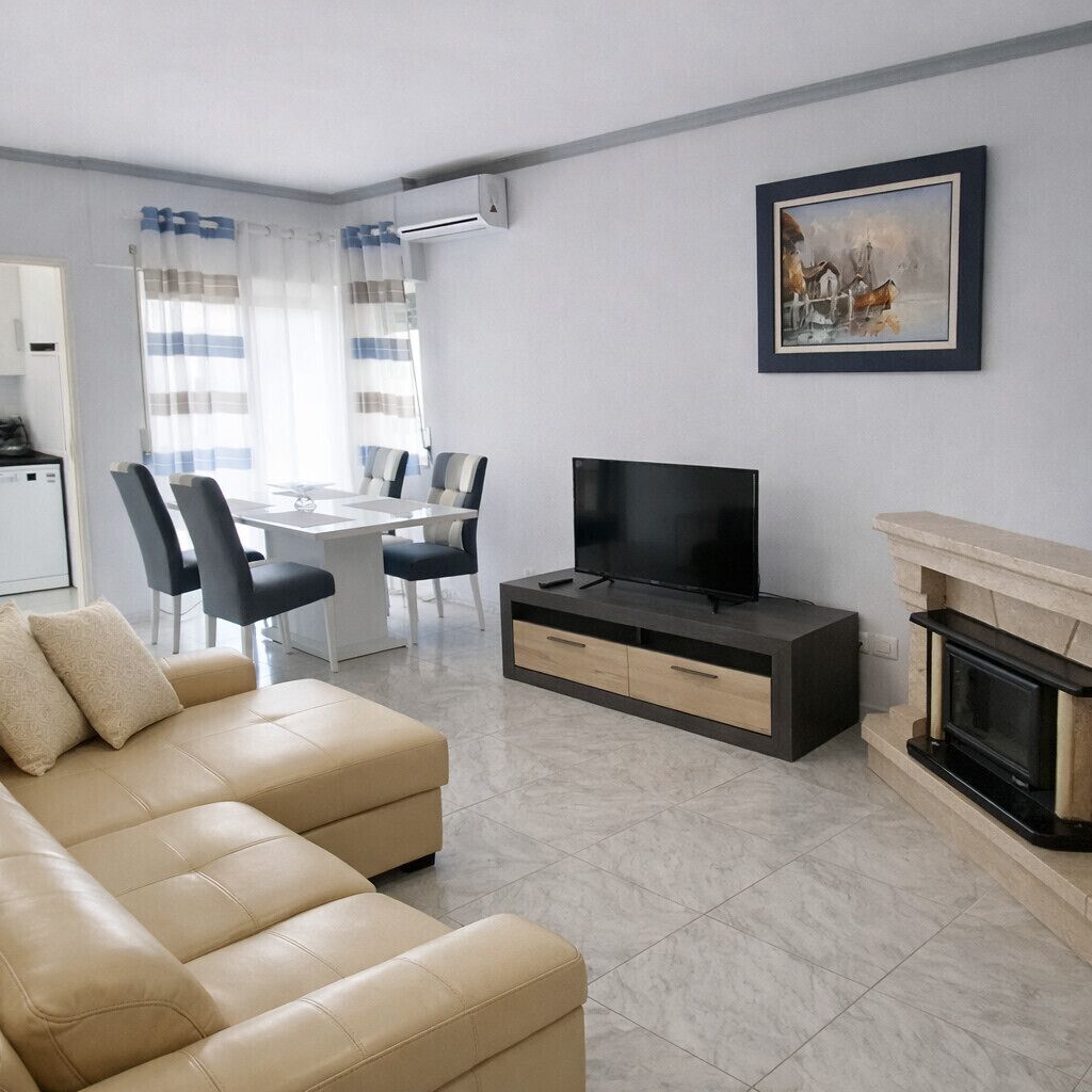 T2 Lyana, Com Ac E Wifi, A 550m Da Praia - Albufeira