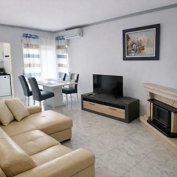 T2 Lyana, Com Ac E Wifi, A 550m Da Praia - Albufeira
