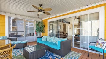 Casa Signature, varanda, vista para a montanha | Terraço/pátio interior