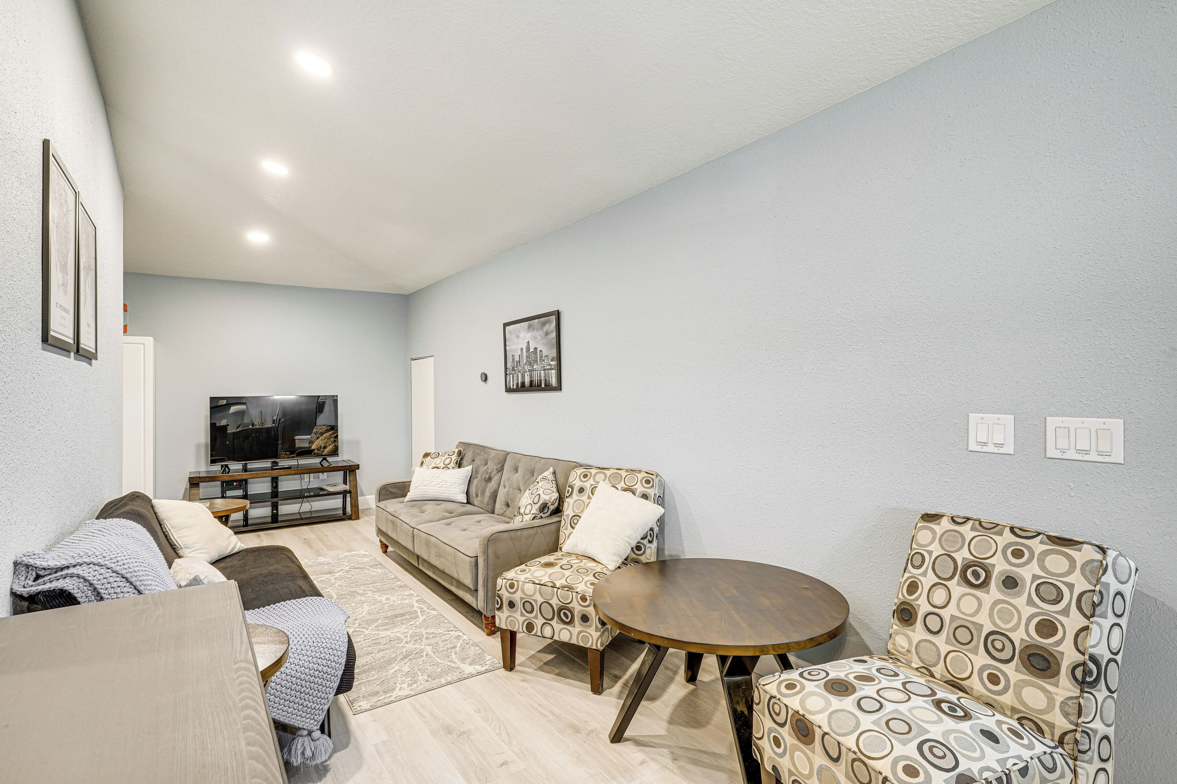 Pasture & Pond Views: Lovely Lutz Apartment - Odessa, FL