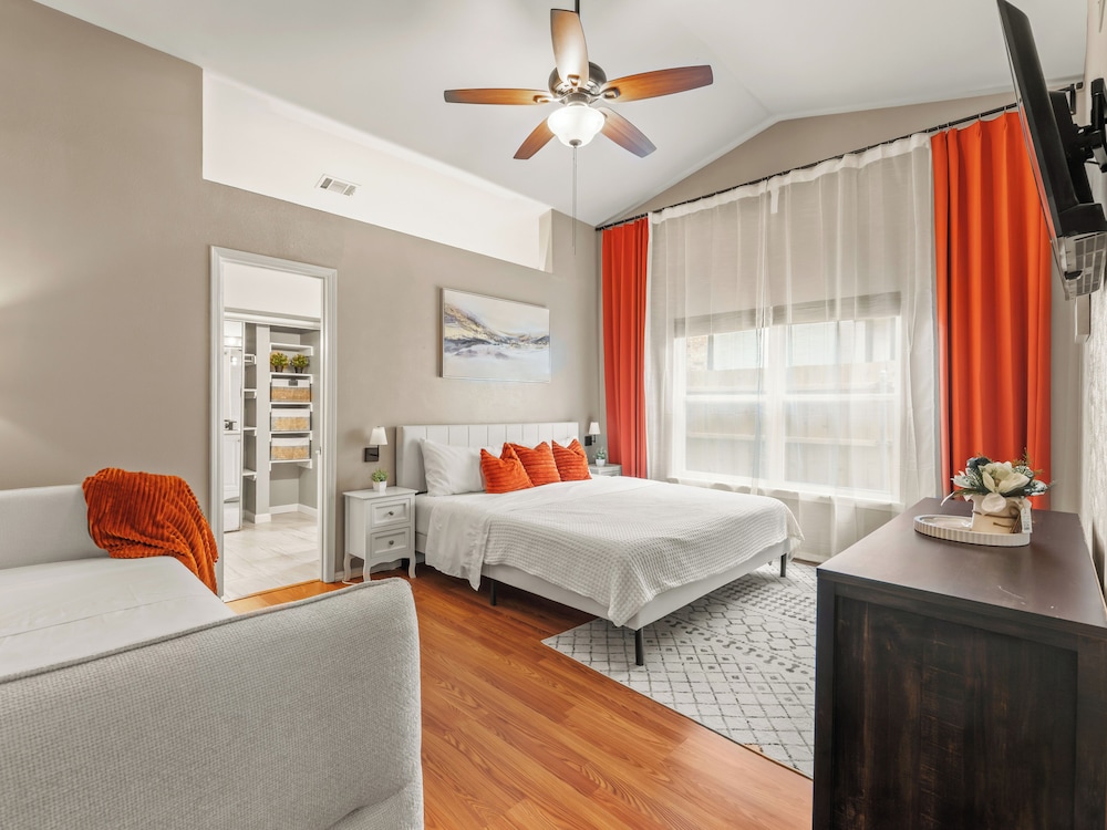Charming house in Allen TX - Garage - mins to conv ctrl - Allen | Vrbo