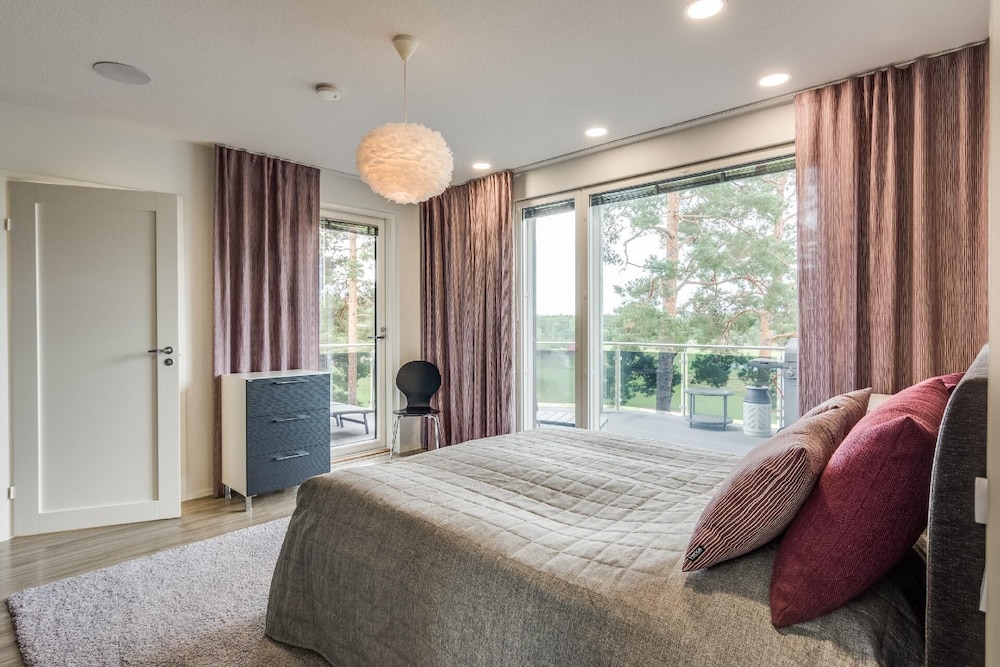 Spacious 4br Villa With Panorama Views - Naantali
