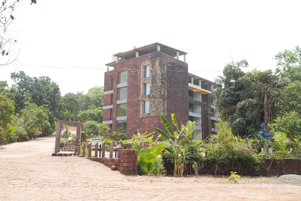 Seafort Beach Resort - Murud