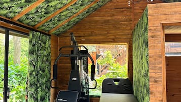 Casa, 2 quartos, fumadores, varanda | Estúdio de fitness