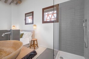 Apartamento, pátio, vista para o pátio | 2 quartos, Wi-fi grátis 
