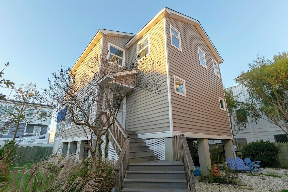 Read Avenue 118 - Rehoboth Beach, DE