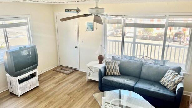 Casa de Férias, várias camas, cozinha, vista para o jardim | Sala de estar