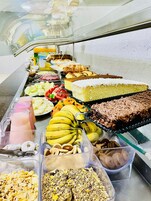 Café da manhã continental grátis todos os dias