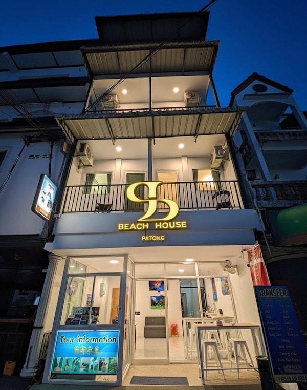 Sj Beach House Patong - Patong Beach