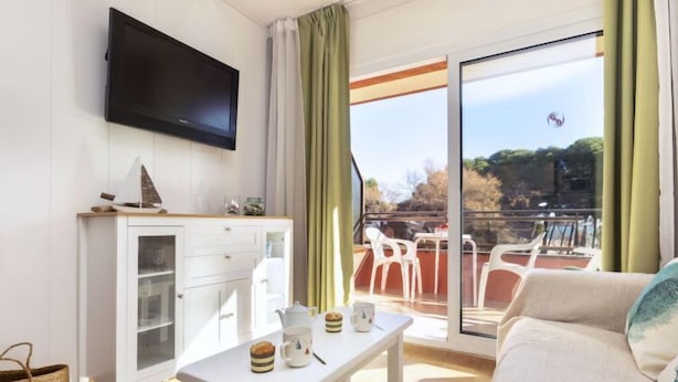 Casa, 2 quartos | Sala de estar