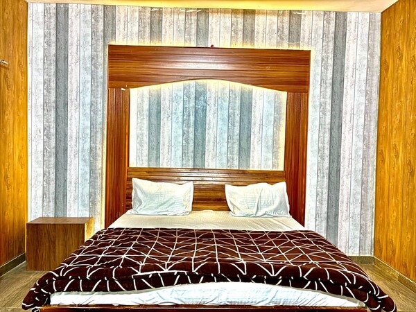 Aravali Hills Resort - Gurugram