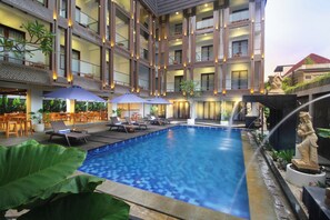 Piscina exterior
