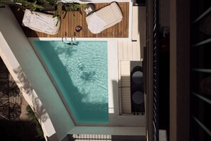 Apartamento de Luxo, piscina privativa | Terraço/pátio interior