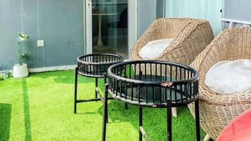 Apartamento, 2 quartos, varanda, Vista para a cidade | Exterior