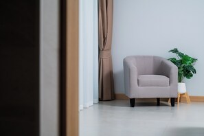 Villa de Luxo, 3 quartos, piscina privativa | 3 quartos, cofre no quarto, secretária, cortinas/cortinados opacos