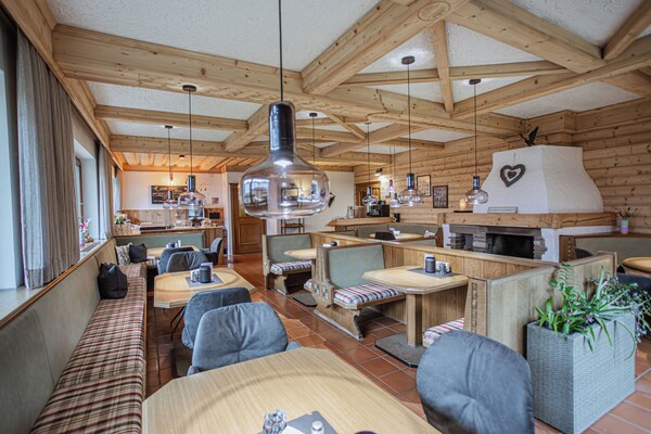 Eschenhof Bed & Breakfast & More - Kaprun