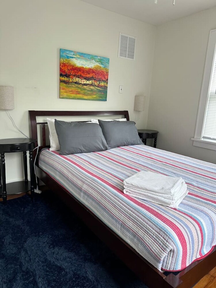 Charming home on acreage, 10 mins to Hudson - Claverack-Red Mills | Vrbo