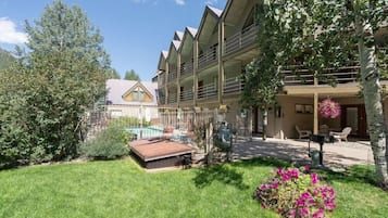 Apartamento em Condomínio Fechado, 3 quartos | Exterior