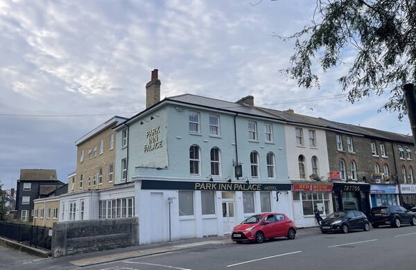 Park Inn Palace - Dover, UK
