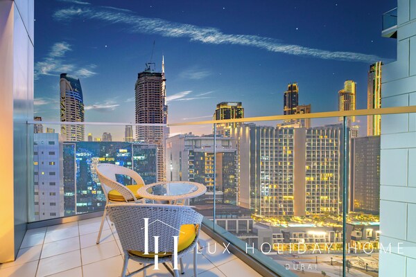 Lux The Majestine Studio - Dubai