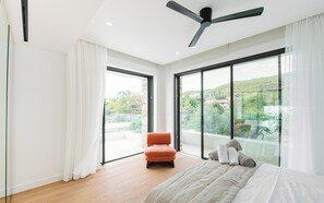 Villa Deluxe, vista para o mar | 4 quartos, lençóis de algodão egípcio, roupa de alta qualidade 