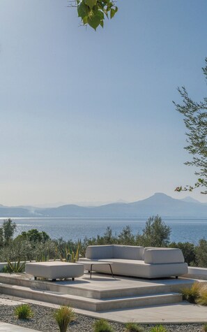 Villa Deluxe, vista para o mar | Vista para o jardim