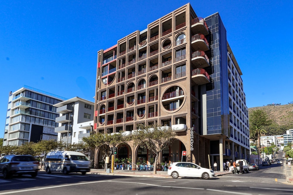 Three43 On B - Fluent Serviced Apartments - Le Cap